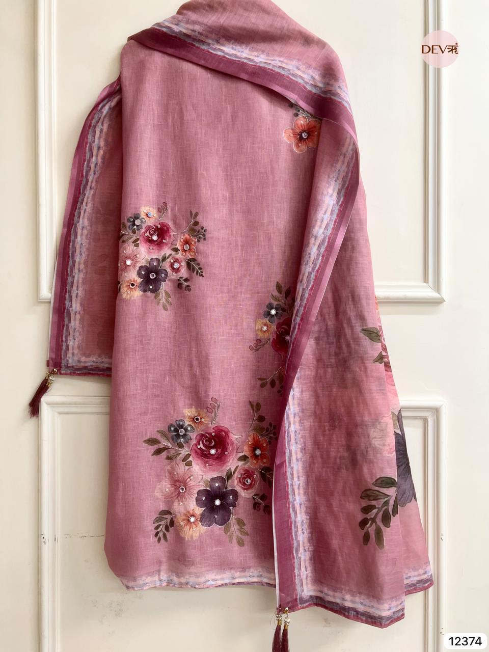 Rose Pink Linen Printed Unstitched 3-Piece Suit (Devri – D.No 12374)